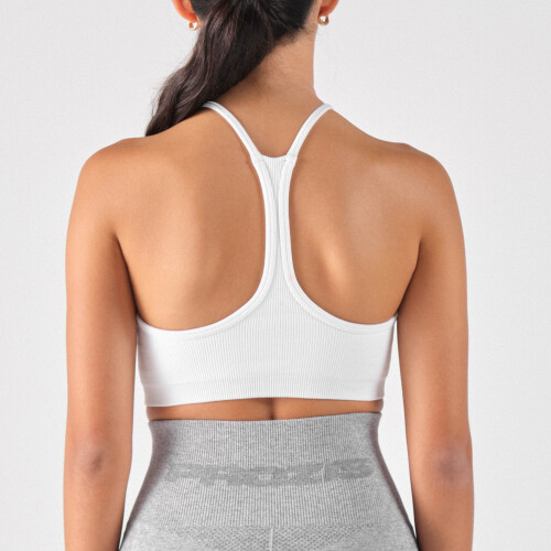 Challenger Sports Bra - White - Performance & Sports | Prozis