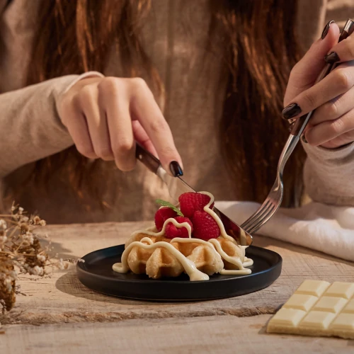 Indulgent Topping - Cioccolato bianco 250 g - Gelati e Dessert | Prozis